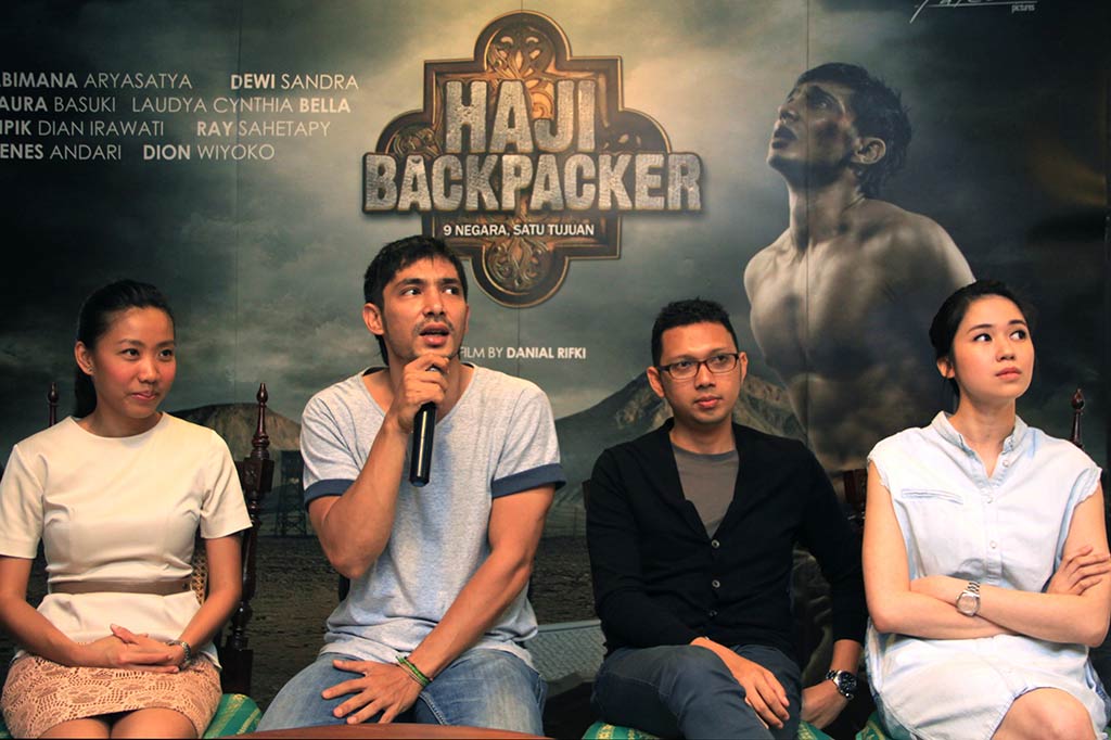 Film Haji Backpacker