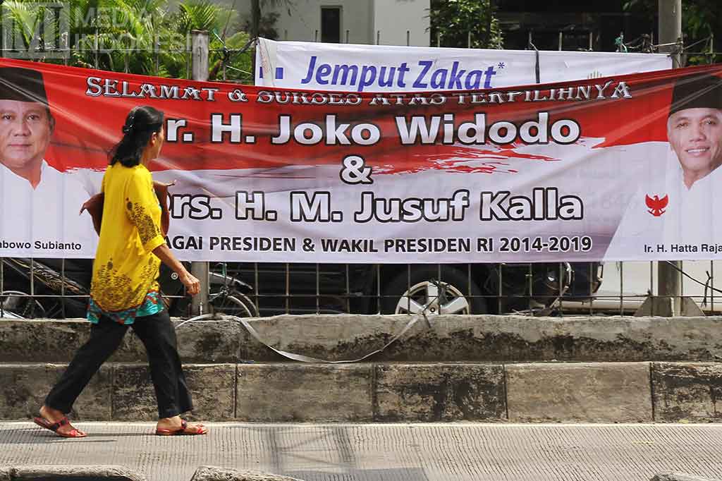 Spanduk Prabowo Ucapkan Selamat kepada Jokowi