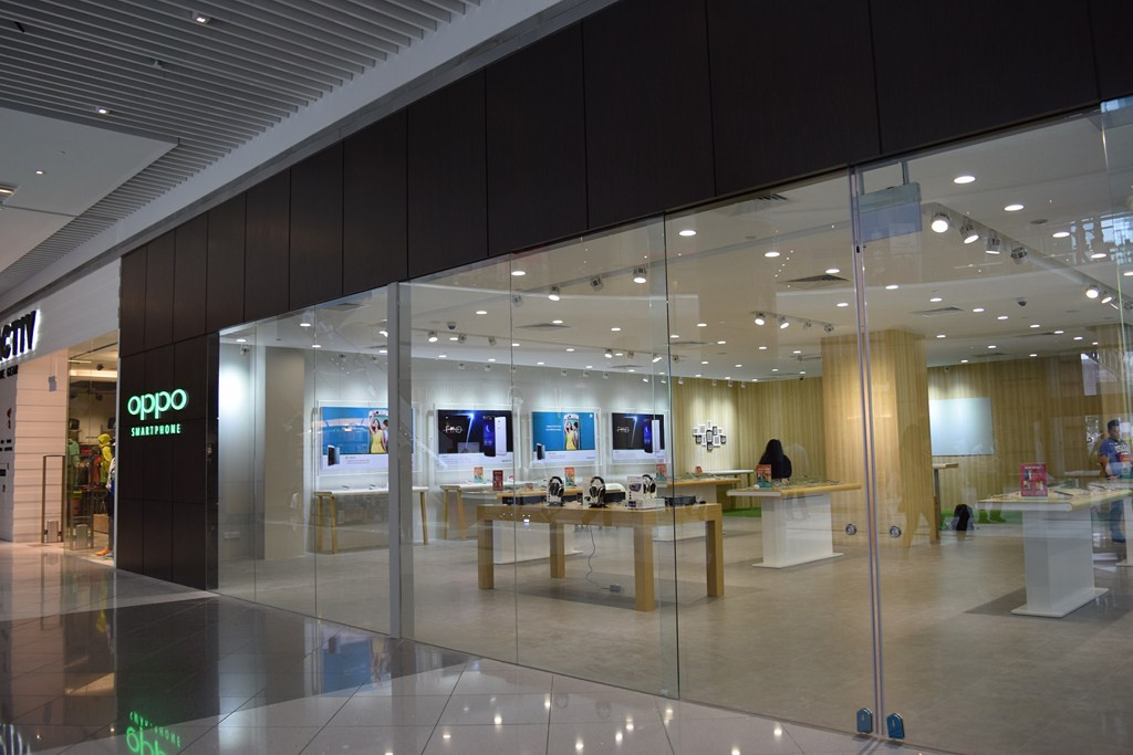 Oppo Dirikan Concept Store di Singapura