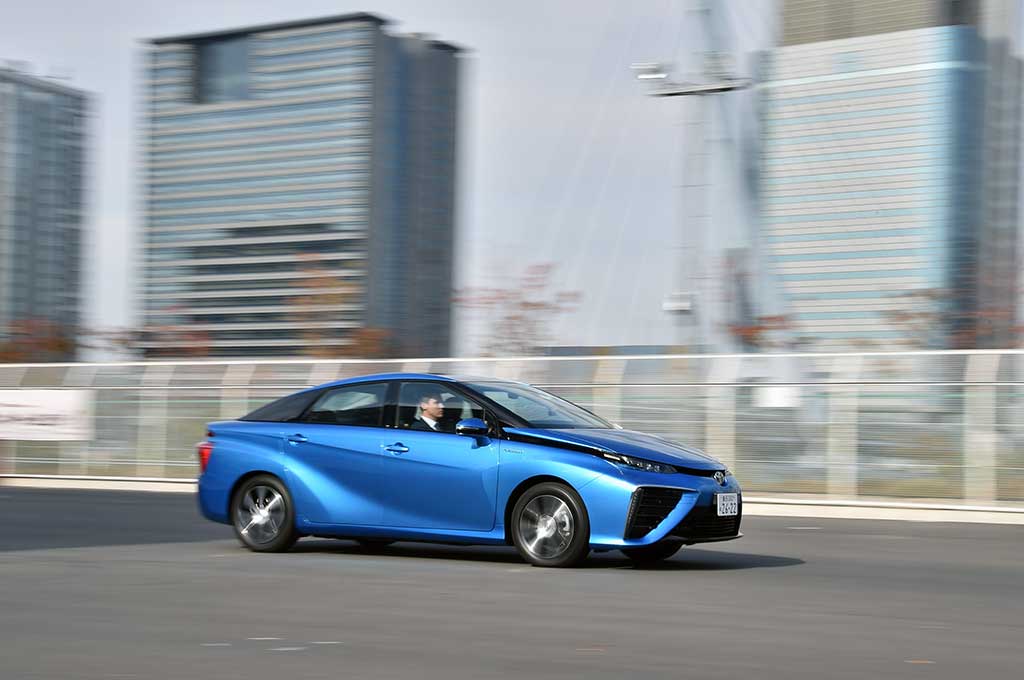 Toyota Luncurkan Mobil Hidrogen Mirai - Medcom.id