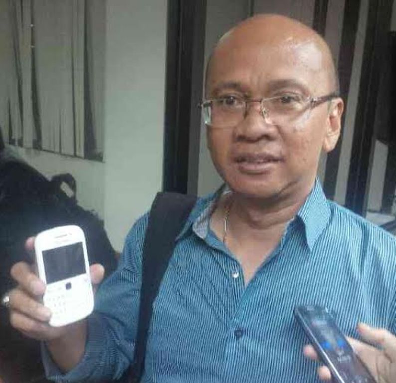 Muhtar Ependy Ketahuan Sembunyikan Blackberry dalam Kaus Kaki