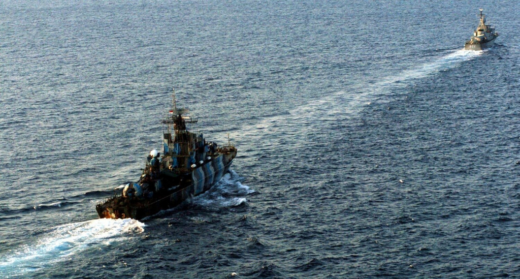 2005: KRI Rencong Usir Kapal AL Malaysia