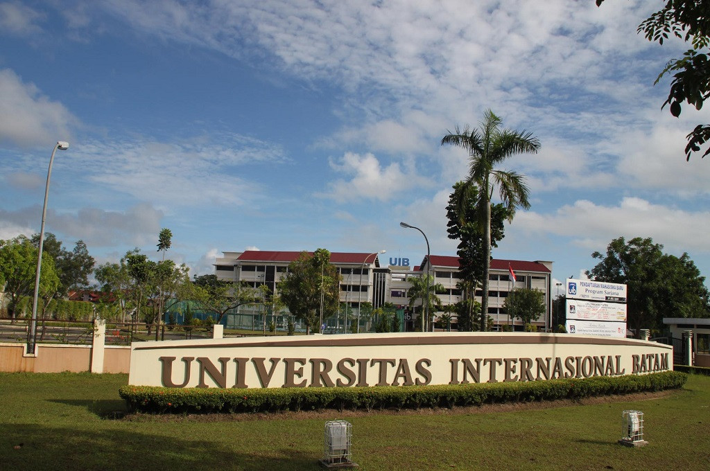 Universitas Internasional Batam Dibekukan