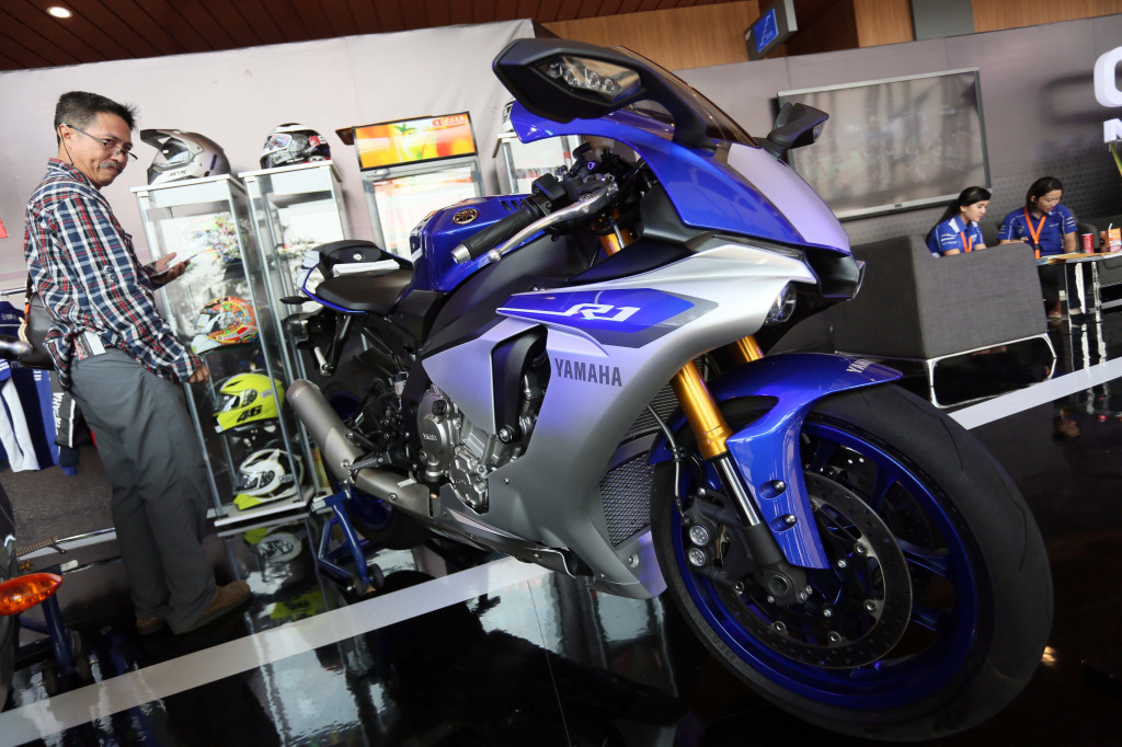 Yamaha Boyong All New YZF-R1 & YZF-R1M ke GIIAS 2015