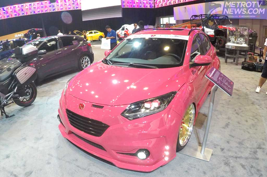 Honda HR-V Signal X Tjin, Tuner Kit Indonesia Debut di Amerika