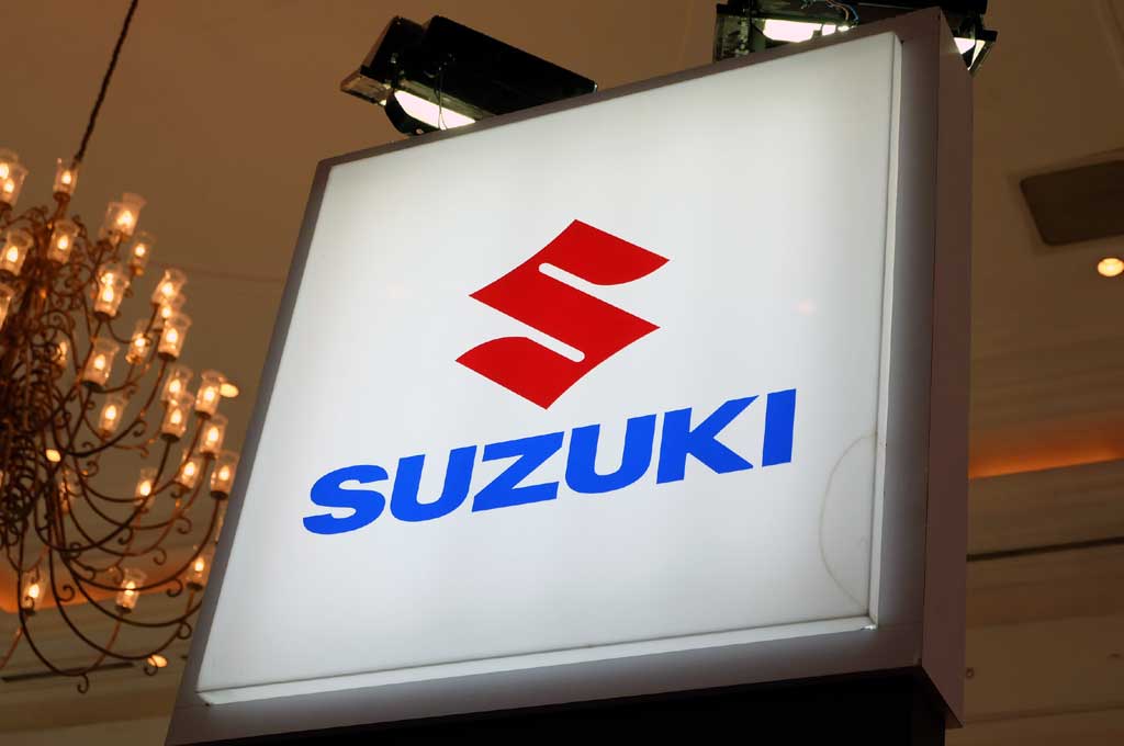 Tiga Mobil Baru Suzuki Meluncur di 2016