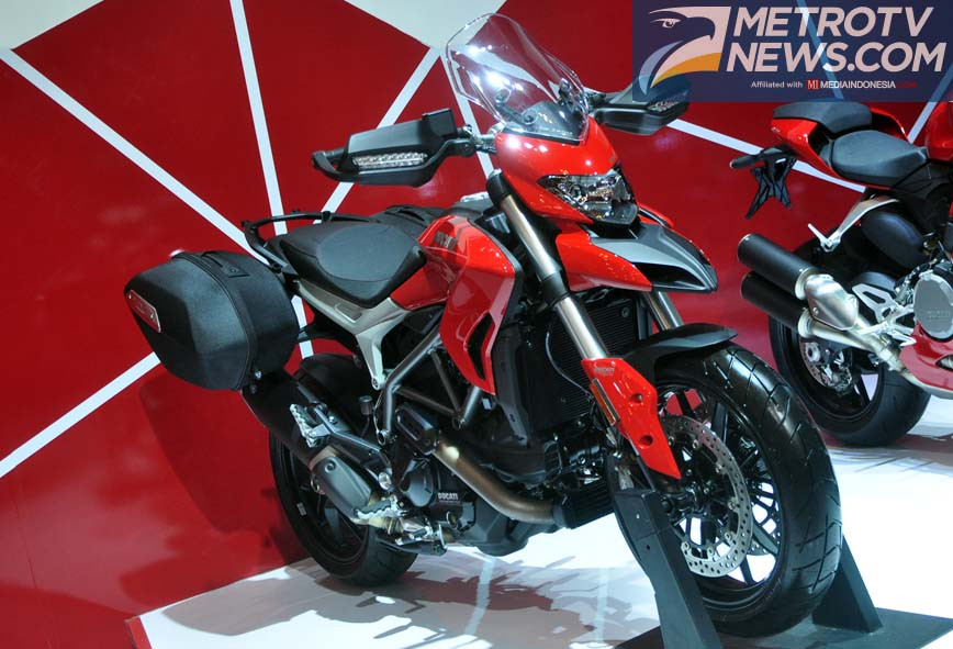 Hyperstrada 939 Terbaru, Ramaikan Segmen Touring