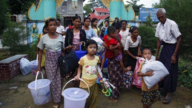 Citra Satelit Tangkap Gambar Tentara Myanmar Bakar Desa Rohingya
