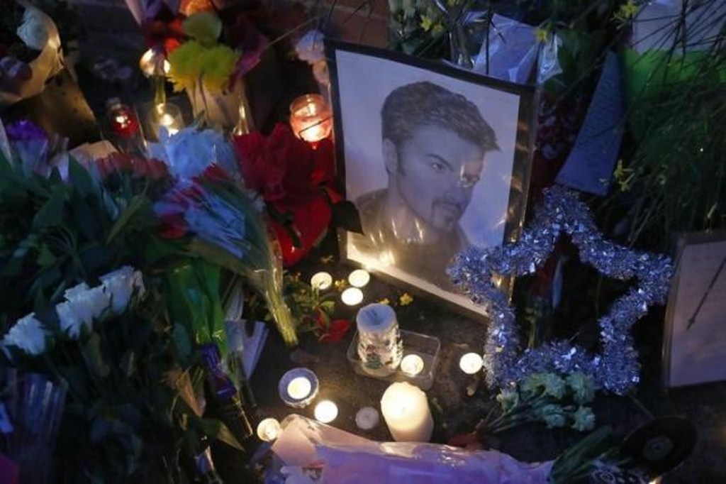 Penyebab Kematian George Michael Ditindaklanjuti Penyebab Kematian George Michael Ditindaklanjuti