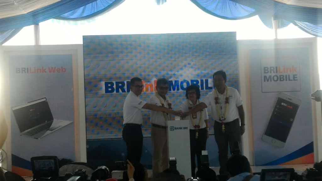 BRI Mudahkan Agen Lewat BRILink Mobile