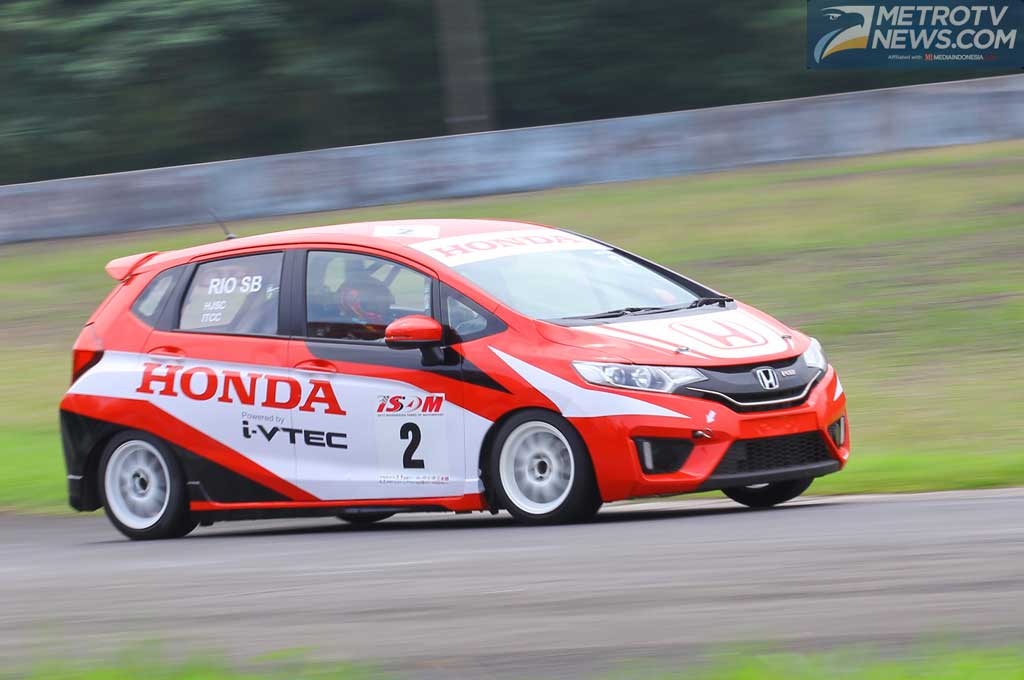 Rio SB Dominasi Jalannya Honda Jazz Speed Challenge