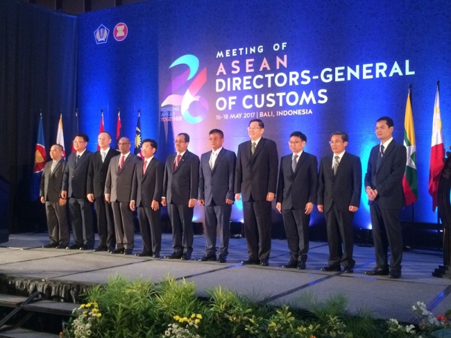 ASEAN Customs Directors General Gather in Bali