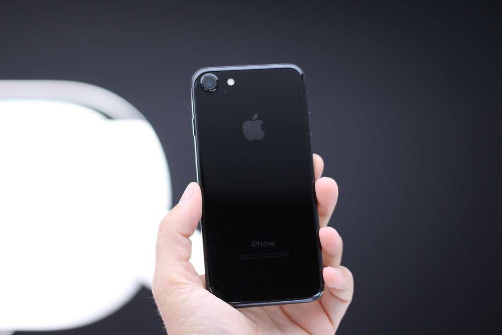 Apple Kembangkan Chip Khusus AI? Apple Kembangkan Chip Khusus AI?