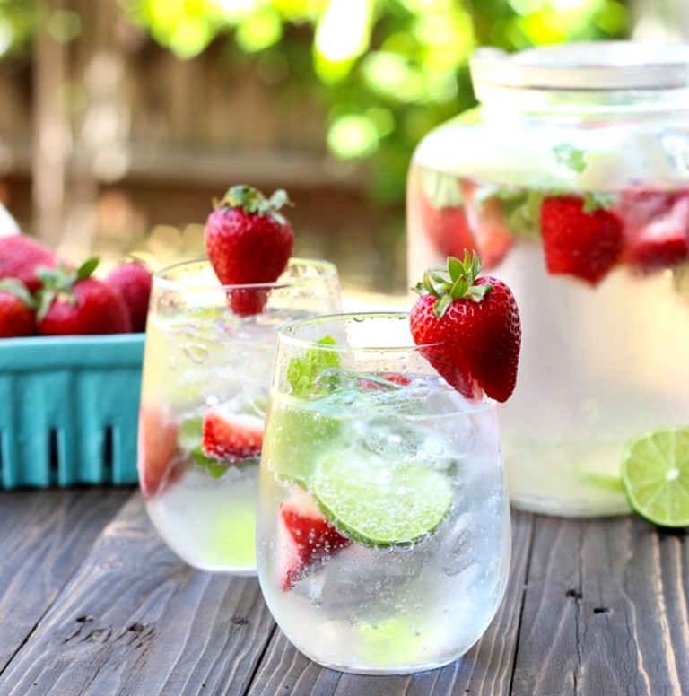 4 Paduan Minuman Buah dan Rempah yang Menyegarkan