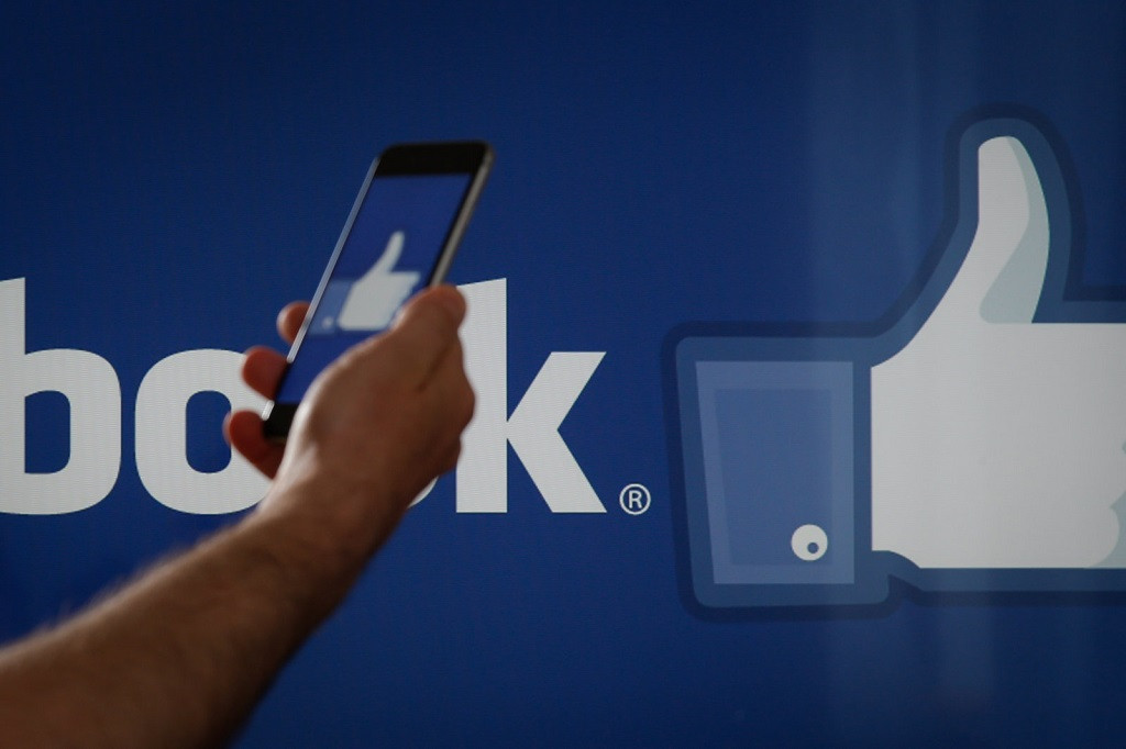 Pencipta Tombol Like Facebook Malah Berhenti Pakai Medsos