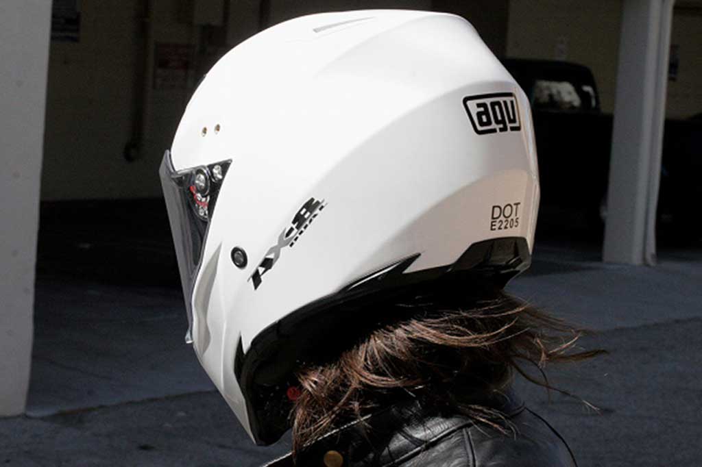 Sering Terbentur, Bisa Mengurangi Daya Tahan Helm