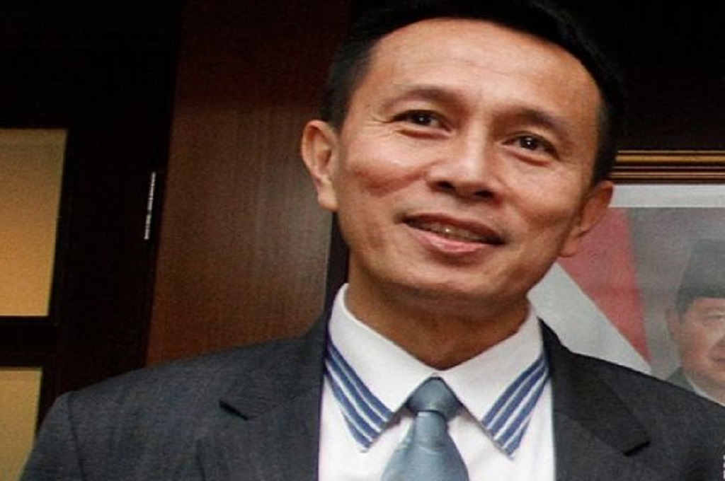 Mantan Ketua Komisi Yudisial Jadi Calon Rektor UII Mantan Ketua Komisi Yudisial Jadi Calon Rektor UII