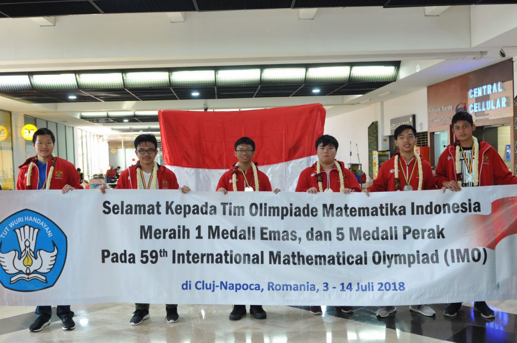 Tim Olimpiade Matematika Indonesia Tembus 10 Besar Dunia