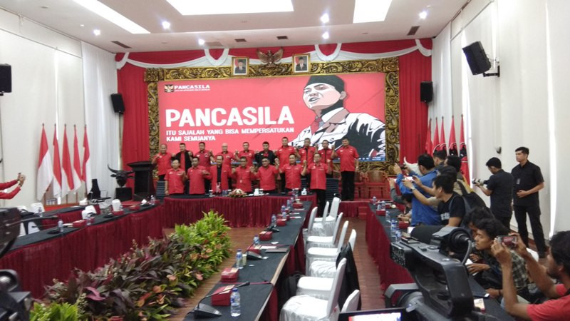 PDI Perjuangan Yakin Pensiunan TNI Mampu Memenangkan Jokowi PDI Perjuangan Yakin Pensiunan TNI Mampu Memenangkan Jokowi