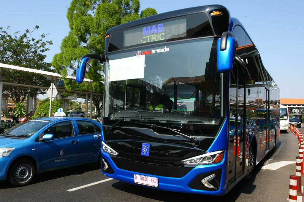 Bus Listrik Hasil Karya Anak Bangsa Diujicoba