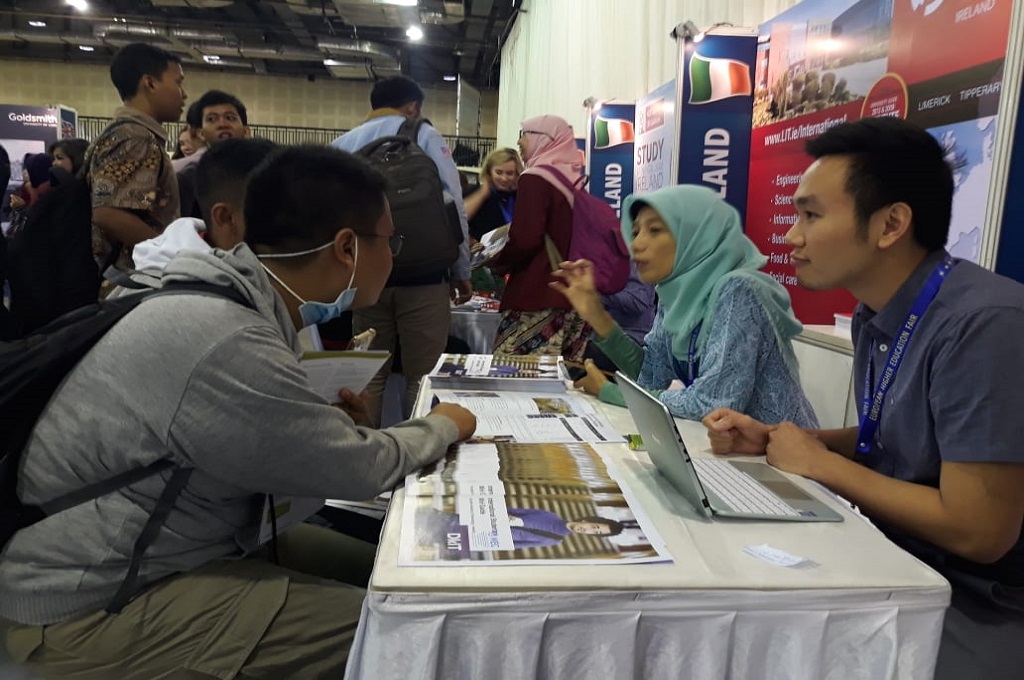 Antusiasme Pelajar di Pameran Pendidikan Tinggi Eropa 2018