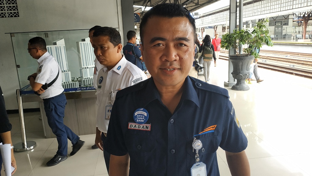 Penumpang KAI Melonjak 20 Persen Pada Libur Natal