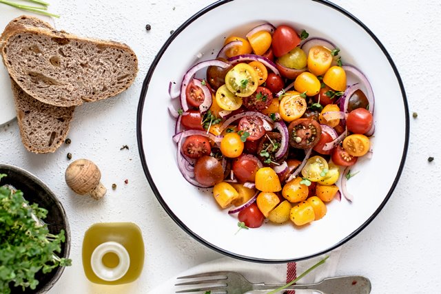 Manfaat Mengonsumsi Salad Saat Sarapan