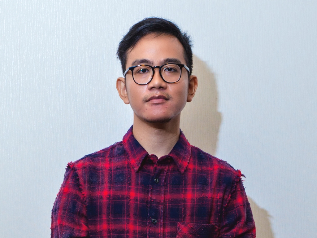 Gibran Rakabuming: Anak Presiden yang Berwirausaha. Gibran Rakabuming: Anak Presiden yang Berwirausaha.