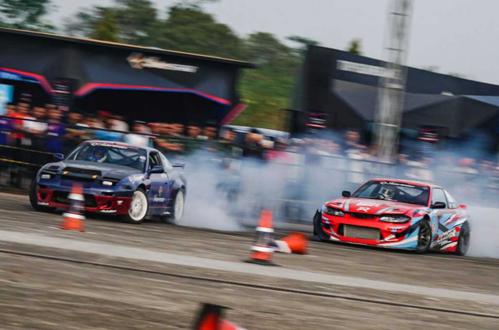 Pilihan Ban Tepat untuk Belajar Drifting