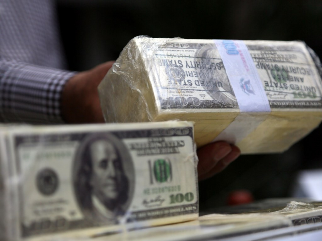 Dolar AS Merekah, Kebijakan Suku Bunga Jadi Perhatian Investor