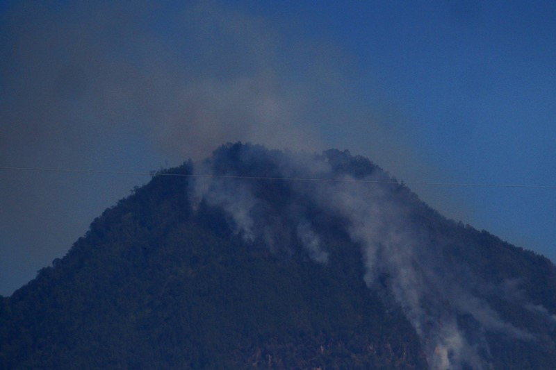 BPBD Mewaspadai Bara Api Gunung Panderman