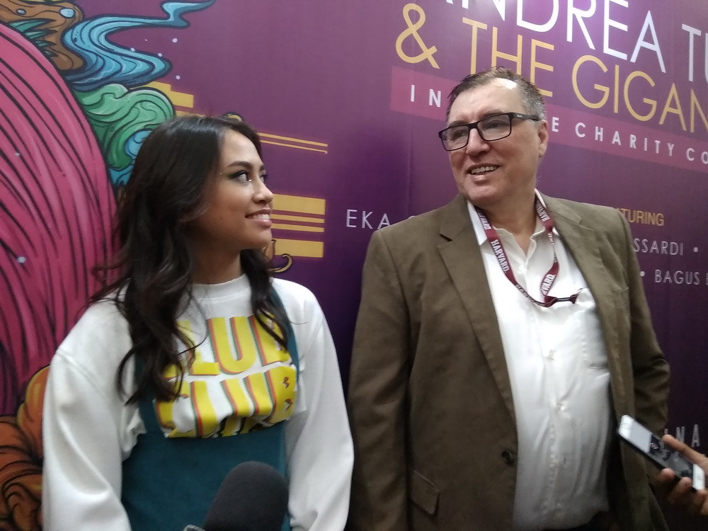 Kuliah di Amerika, Andrea Turk Tetap Diberi Target Buat Album