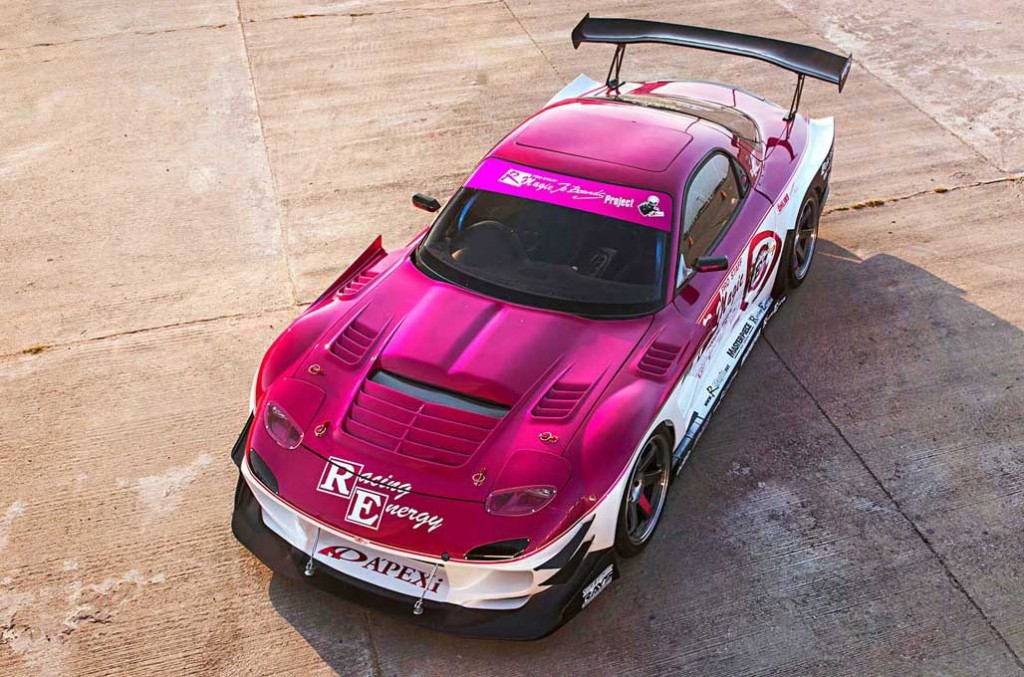 Modifikasi Mazda RX-7 Bergaya Drift Racing