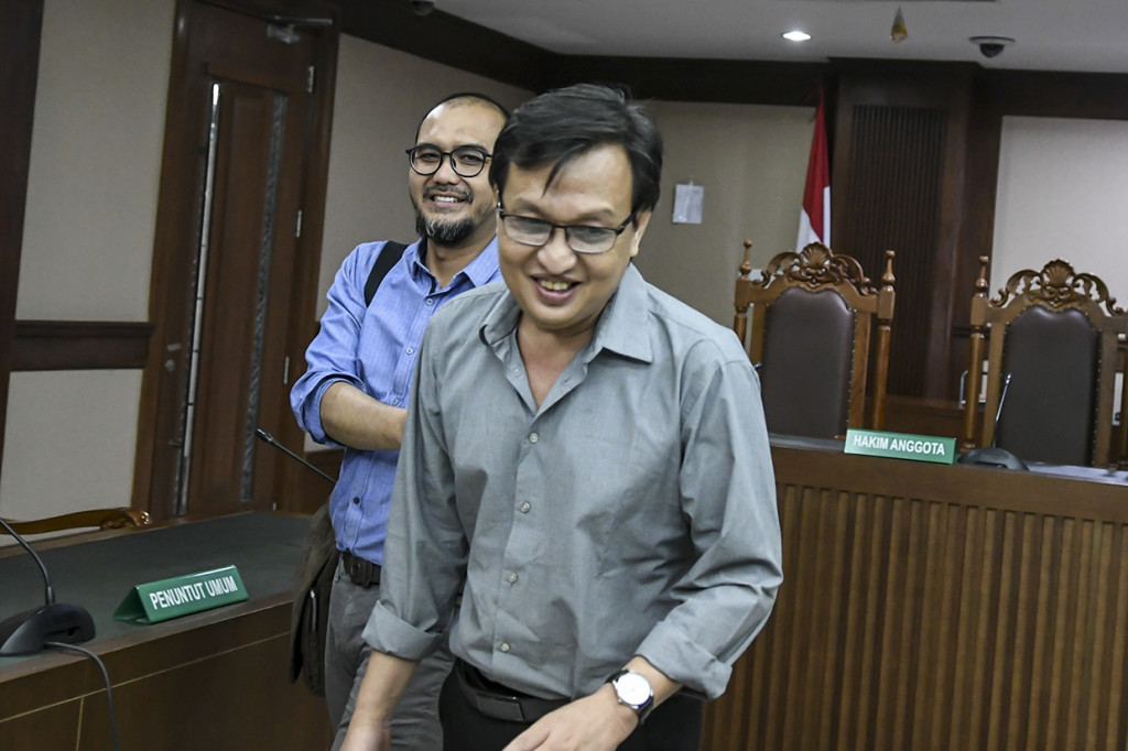 Bernard Hanafi Divonis 1 Tahun 6 Bulan Penjara