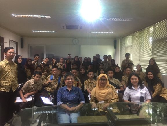 SLB Santi Rama Kunjungan Belajar ke Kantor Media Group