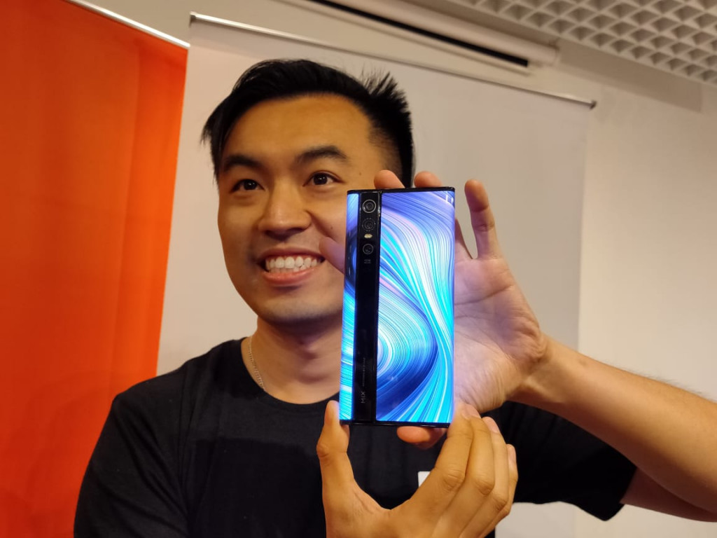 Bos Baru Xiaomi Indonesia: Cegah Hape Gaib dan Bawa Seri Mi