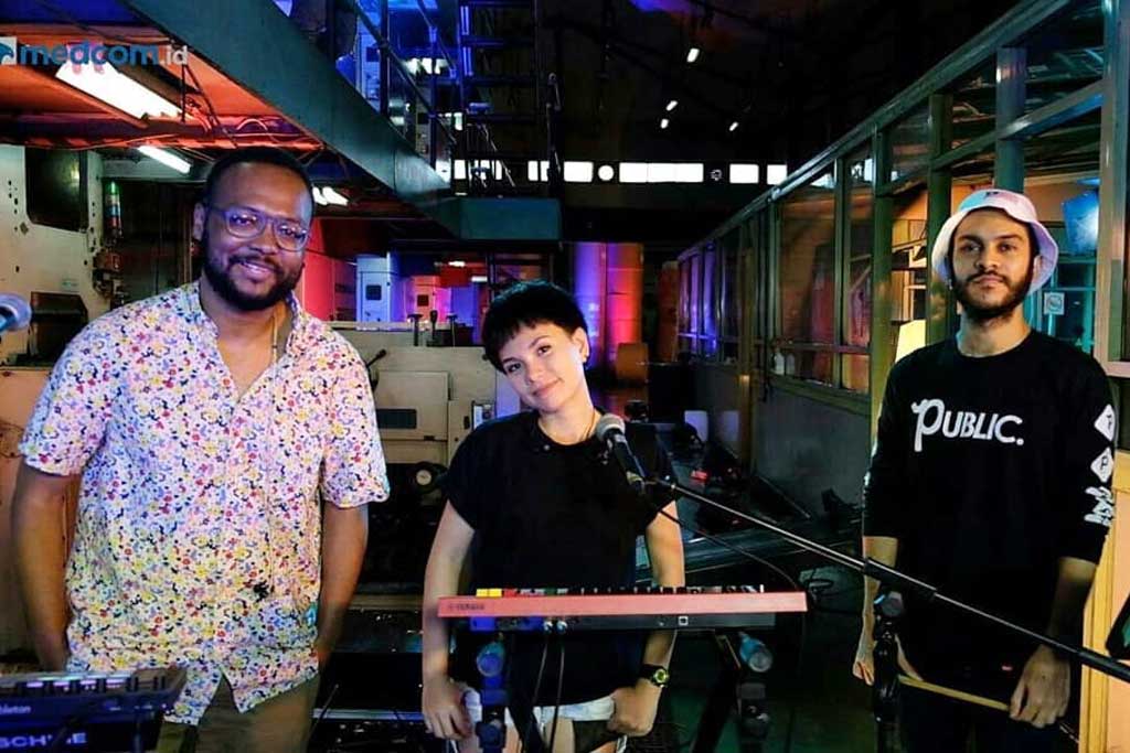 Teknologi yang Menyelamatkan Karier Bermusik Kamga