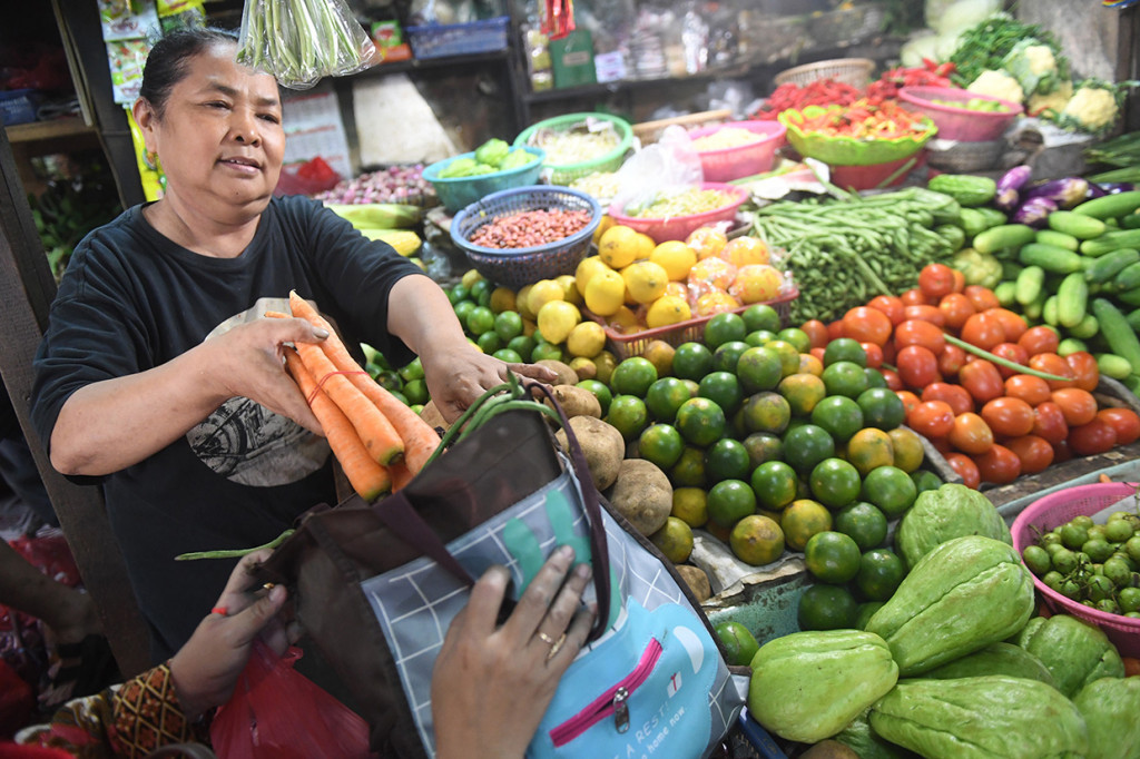 Pasar Tebet Jadi Percontohan Gerakan Bebas Kantong Plastik
