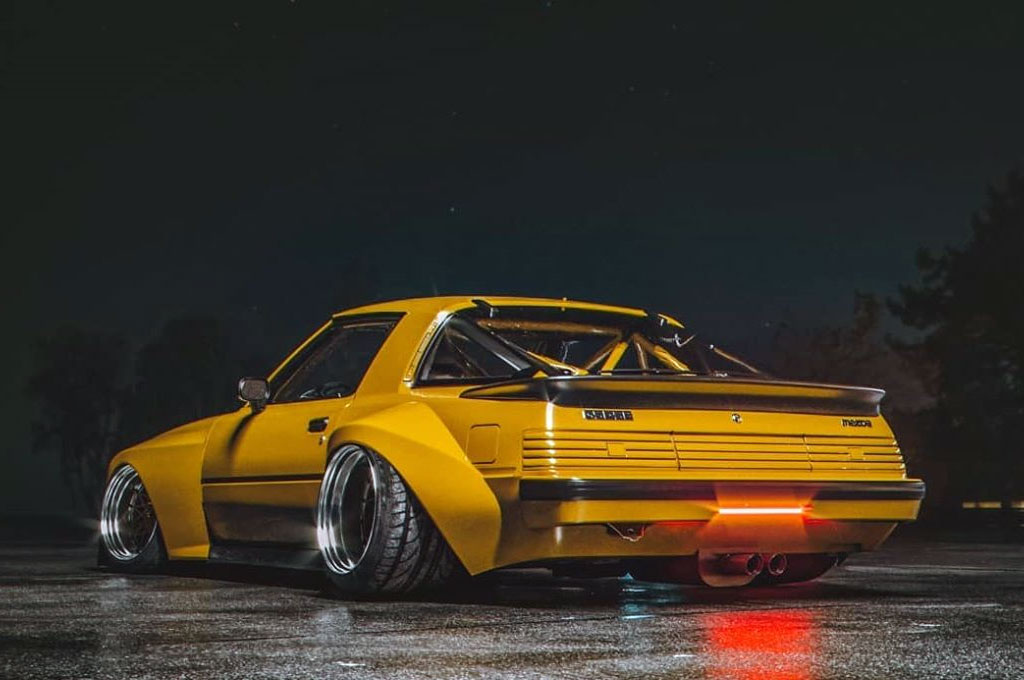 Modifikasi Mazda RX-7 Yellow Rider