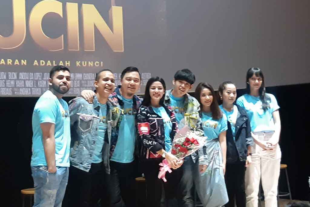 Peruntungan Chandra Liow Perdana jadi Sutradara di Film Bucin