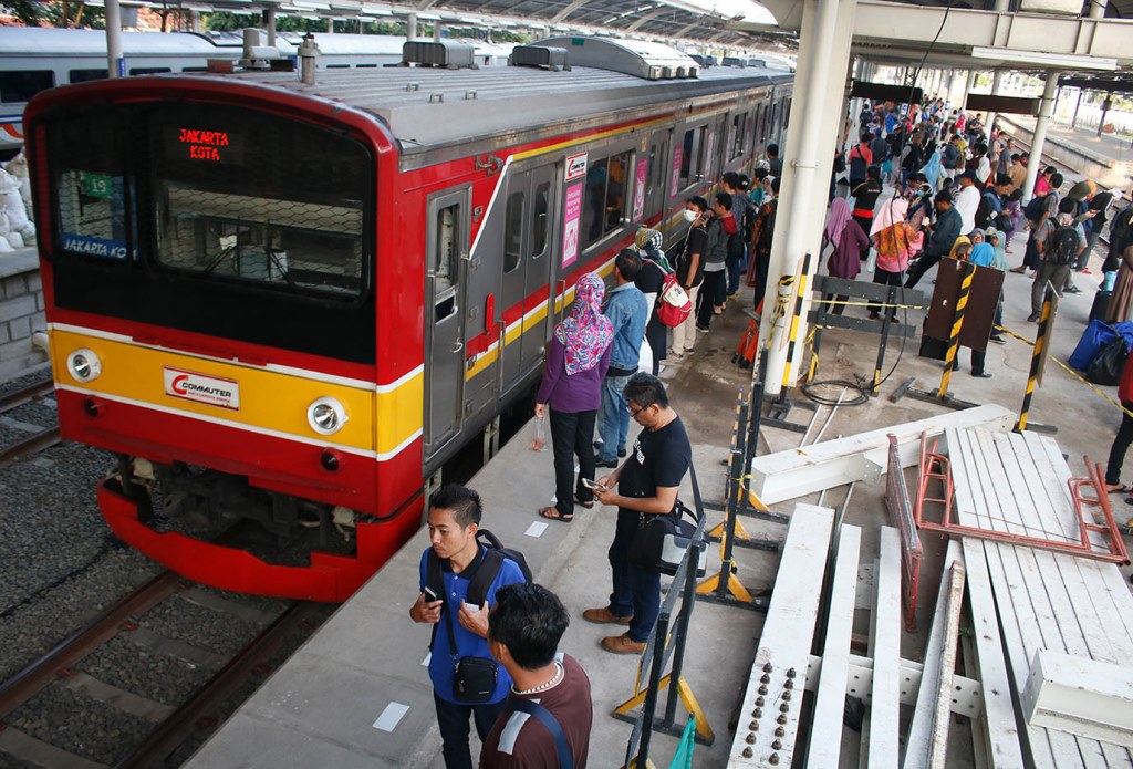 Pengguna KRL Meningkat 7 Persen