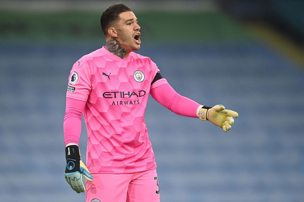 Kiper Manchester City Ederson Mengklaim Penendang Penalti Terbaik