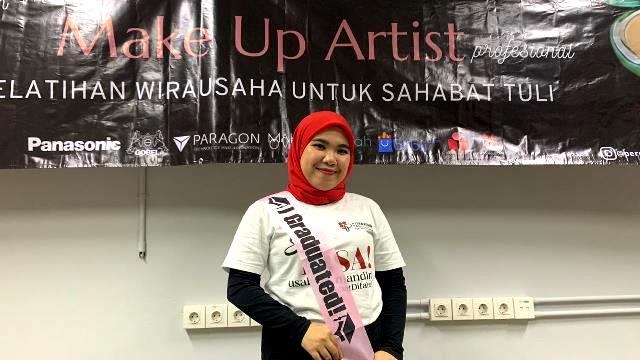 Sahabat Tuli Mampu Berkarya di Bidang MUA