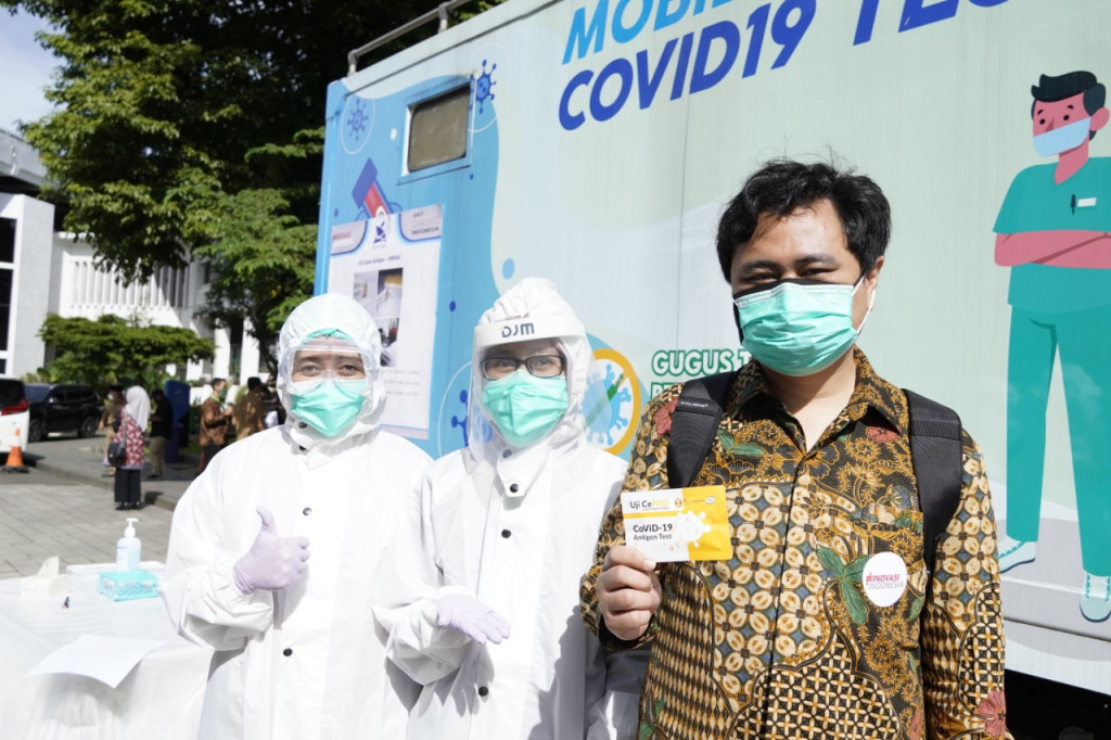 Produksi ?Rapid Antigen CePAD Capai 500 Ribu Unit per Bulan Produksi ?Rapid Antigen CePAD Capai 500 Ribu Unit per Bulan