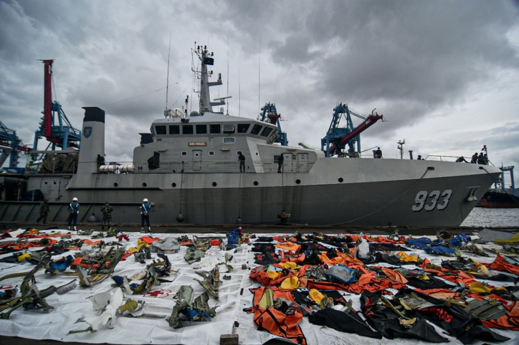 SAR Team Ends Search Operations at Sriwijaya Air SJ182 Crash Site