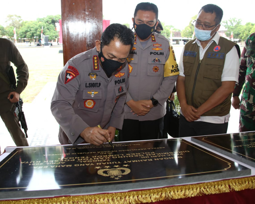 Tingkatkan Pelayanan Publik, Sejumlah Fasilitas di Polda NTB Diresmikan