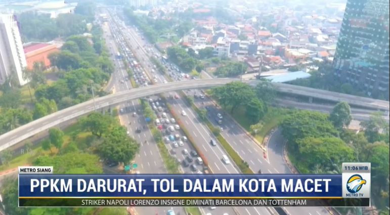 PPKM Darurat, tapi Kok Tol Dalam Kota Macet 10 Km?