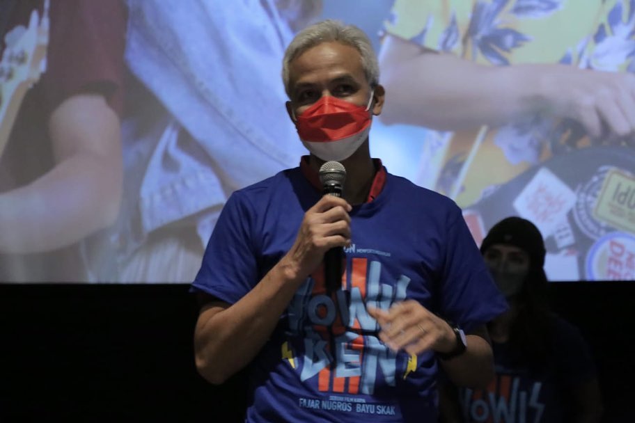 Aksi Ganjar Pranowo Main Film Yowis Ben 3 Mengundang Tawa Aksi Ganjar Pranowo Main Film Yowis Ben 3 Mengundang Tawa