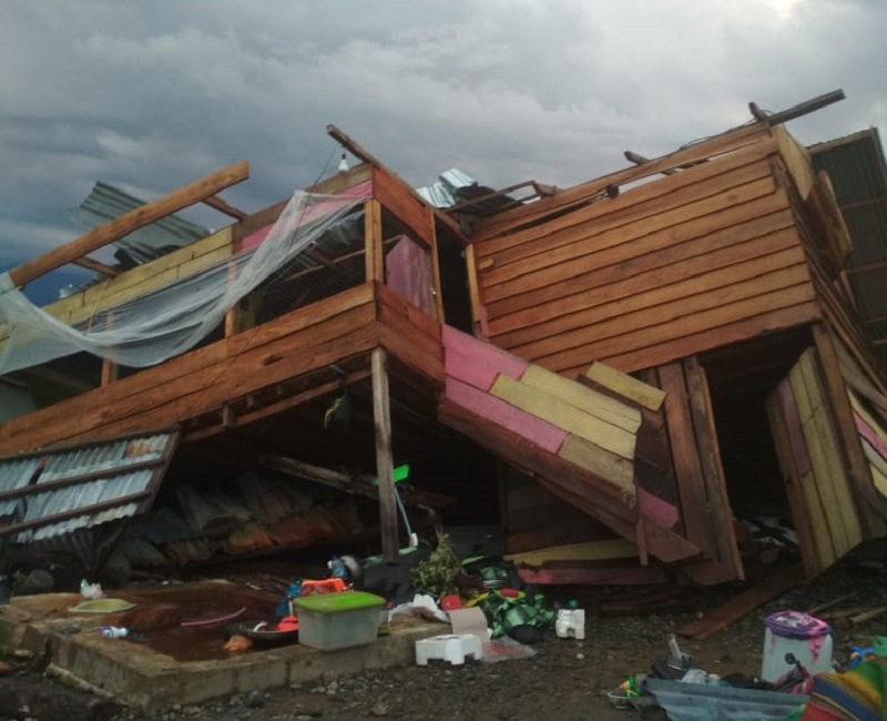 Puluhan Rumah di Aceh Tenggara Rusak Diterjang Angin Kencang Puluhan Rumah di Aceh Tenggara Rusak Diterjang Angin Kencang