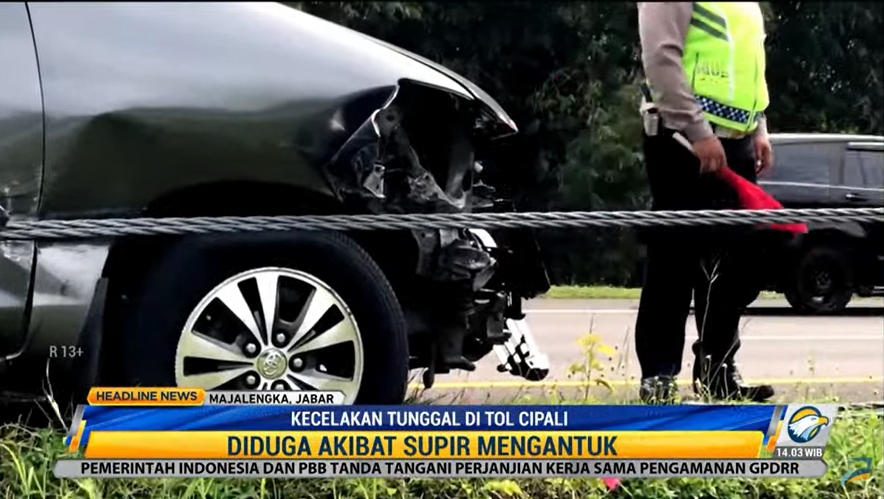Kecelakaan Tunggal di Tol Cipali Kecelakaan Tunggal di Tol Cipali